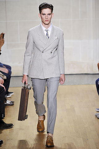 Dunhill Suits For Men: Male Formal Wear Fashion Watch | Famewatcher