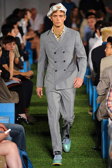 Slim Fit Suits for Men: Prada and Other Designer Brands | Famewatcher